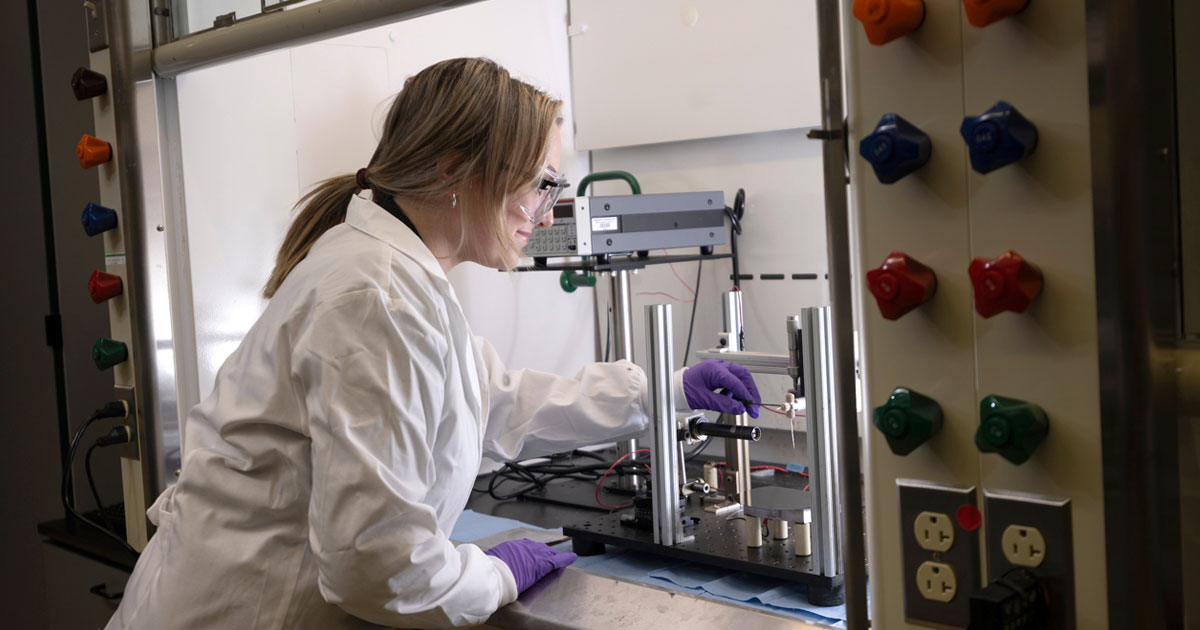 Microelectronics industry has its eye on grad student’s research ...